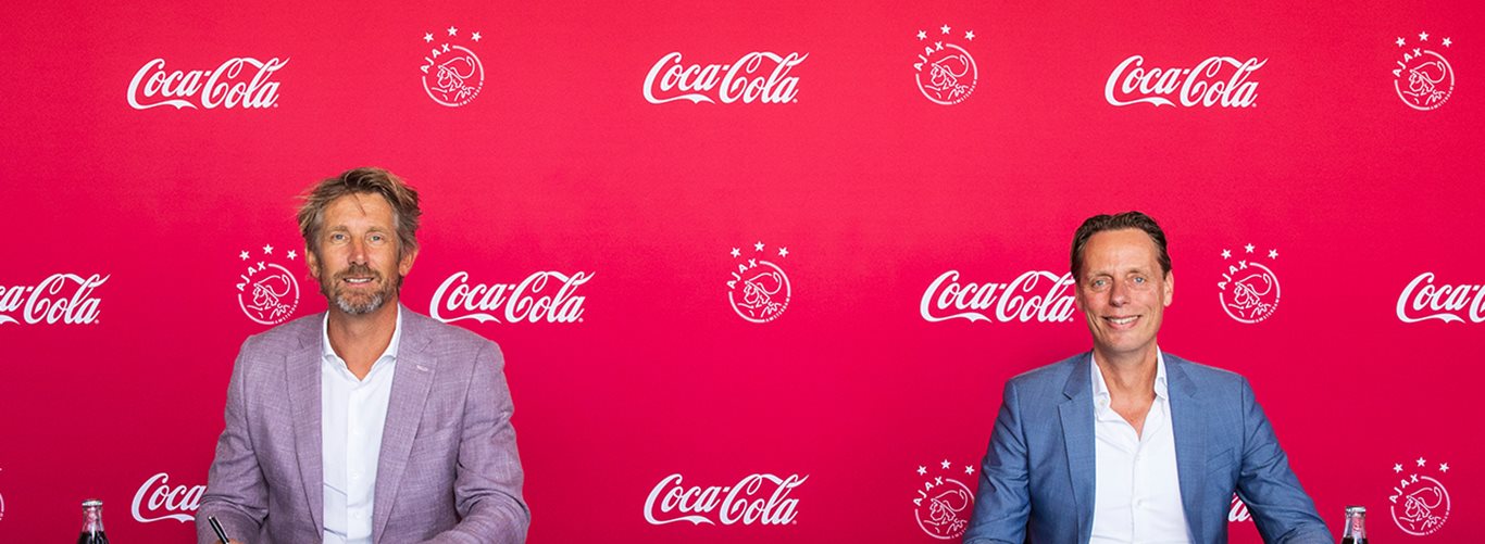 Coca-Cola nuevo sponsor del Ajax - El Marketing Deportivo