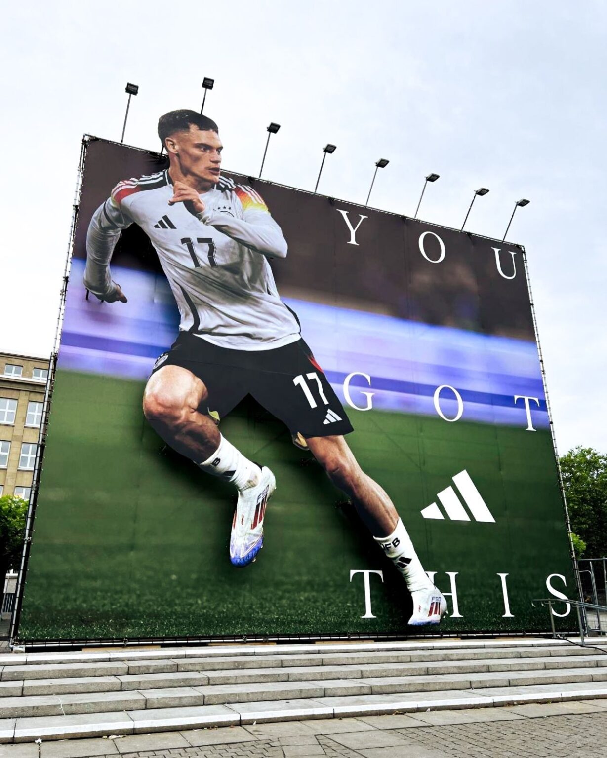 "You Got This" de adidas y su campaña OOH inspiradora para la Euro 2024 ...